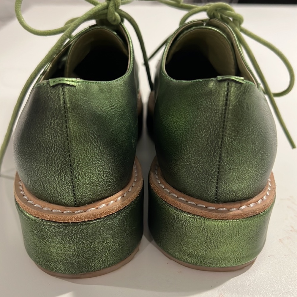 Antelope Metallic Green Leather Lace Up Platform Shoes - Gem
